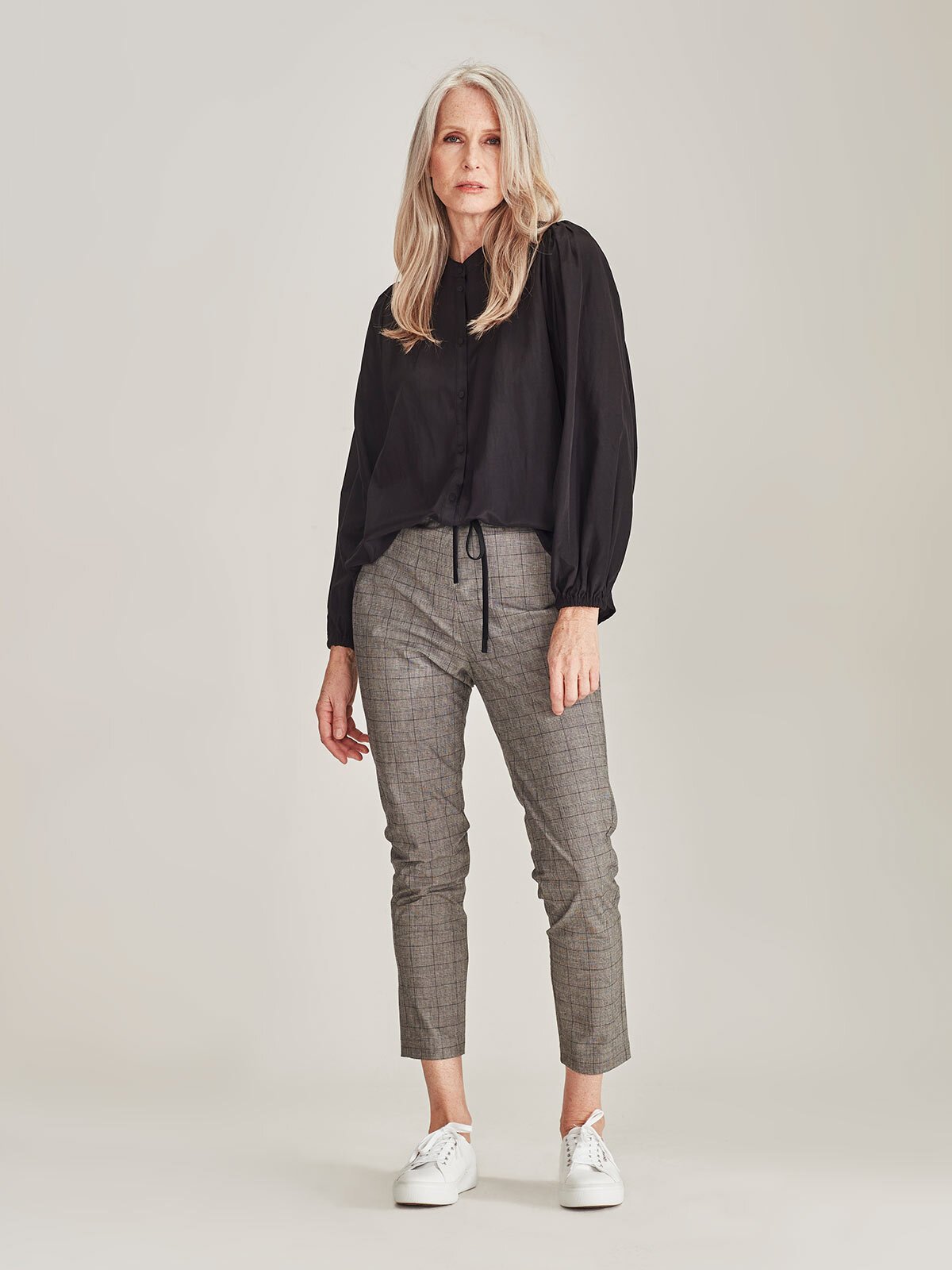 Sills EMILY CHECK Jogger - Pants : Diahann Boutique - CAROLINE SILLS W24